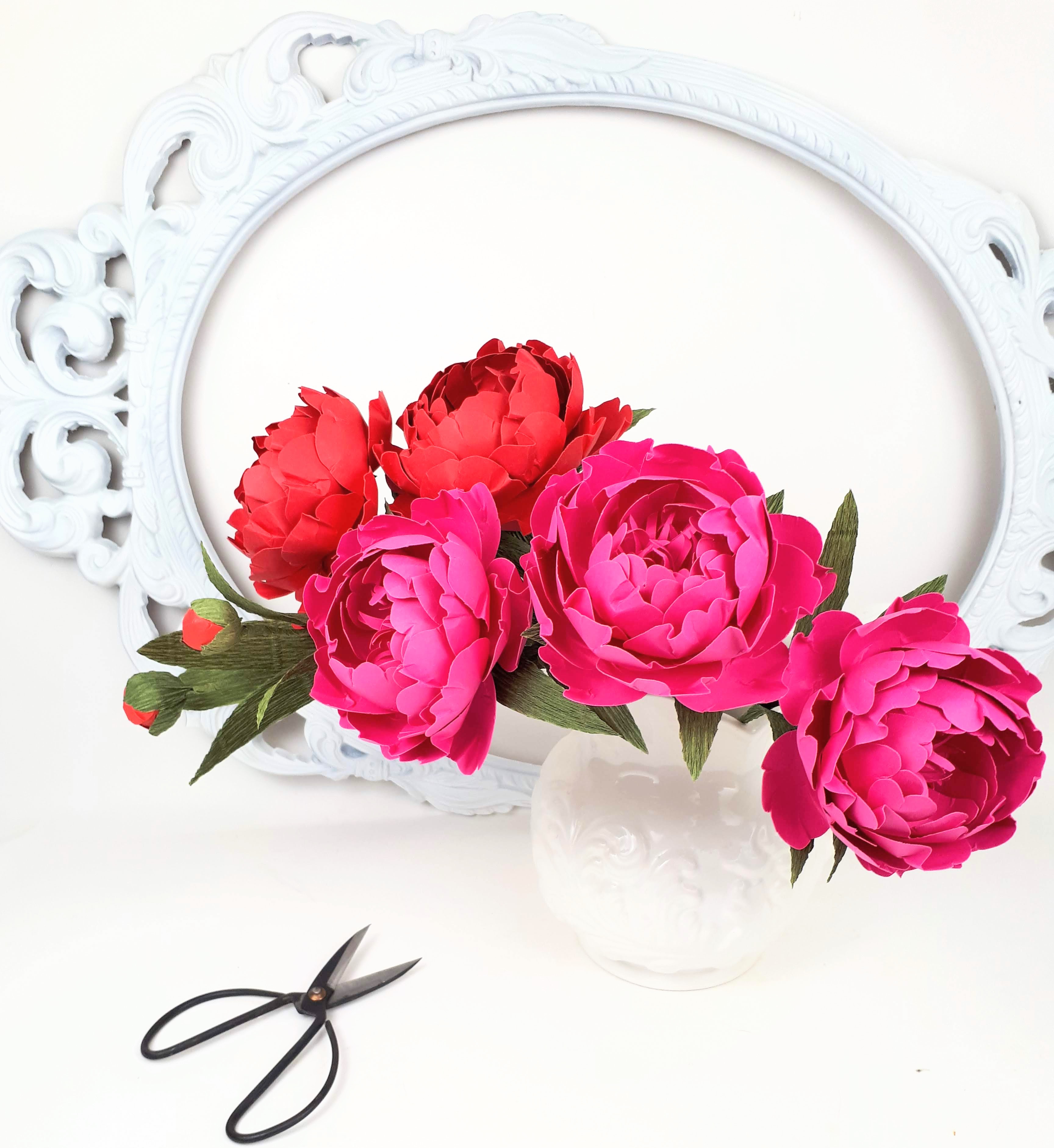 Bold and Beautiful Paper Flowers | paperflowerstudio